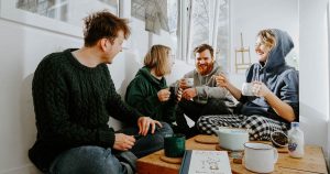 Solo polyamory: how it differs from being single | Minka Guides